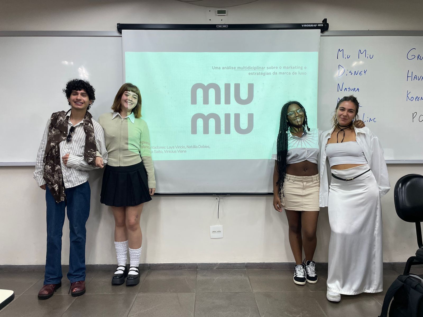 Dinâmicas e atividades diferentes incrementam aulas de Administração da ...